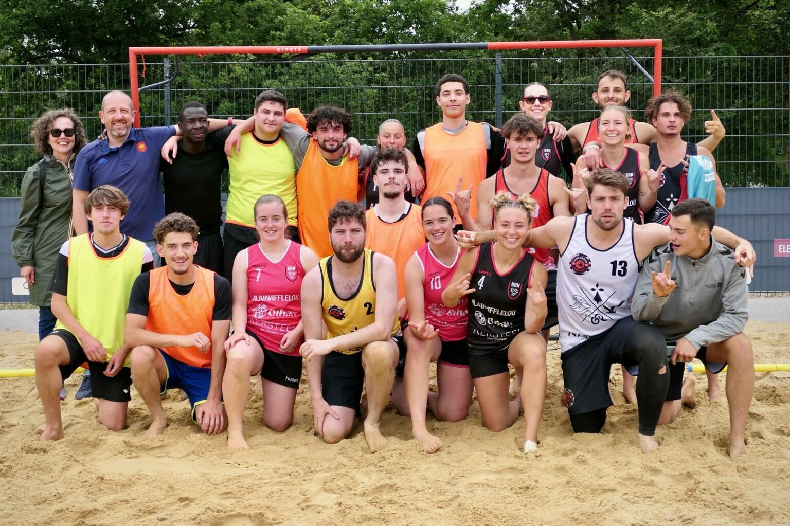 Clap de Fin pour la Breizh Beach Handball Cup 2024 - Ligue de Bretagne ...